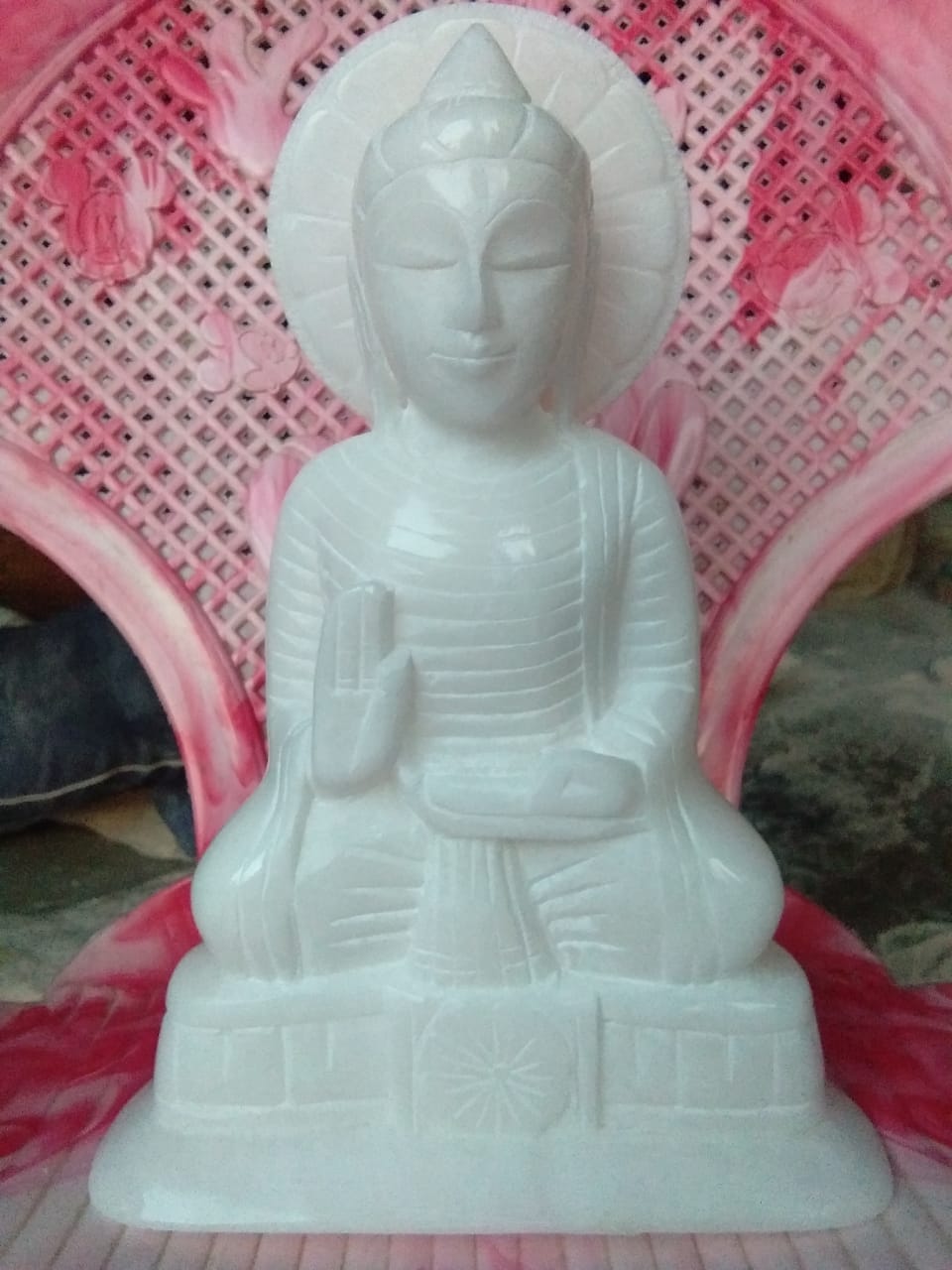 Marble Buddha Idol - directcreate.com