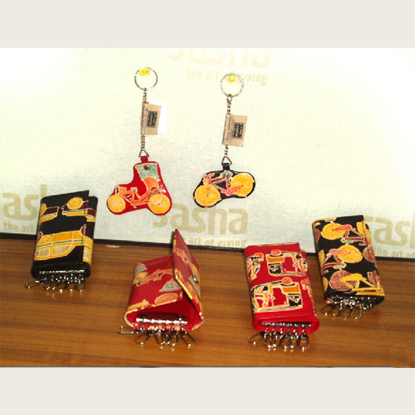 Shanti Leather Key Case for 6 keys- Taxi, Rickshaw, Auto, cycle ...