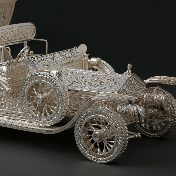 Silver Filigree - directcreate.com