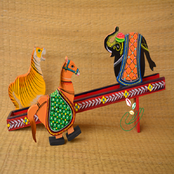 Strutting animals - directcreate.com